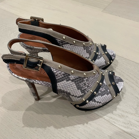 SCHUTZ | Shoes | Womens Schutz Lizard Studded Heels Sandals Size 7 ...